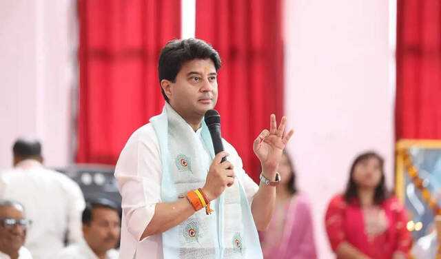 Jyotiraditya Scindia engages in development initiatives in Shivpuri