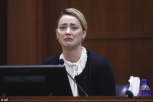 Report: Blake Lively to drag Johnny Depp-Amber Heard claims into legal ...