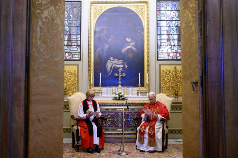 Pope Leo and Archbishop of Canterbury Sarah Mullally meet for the first ...