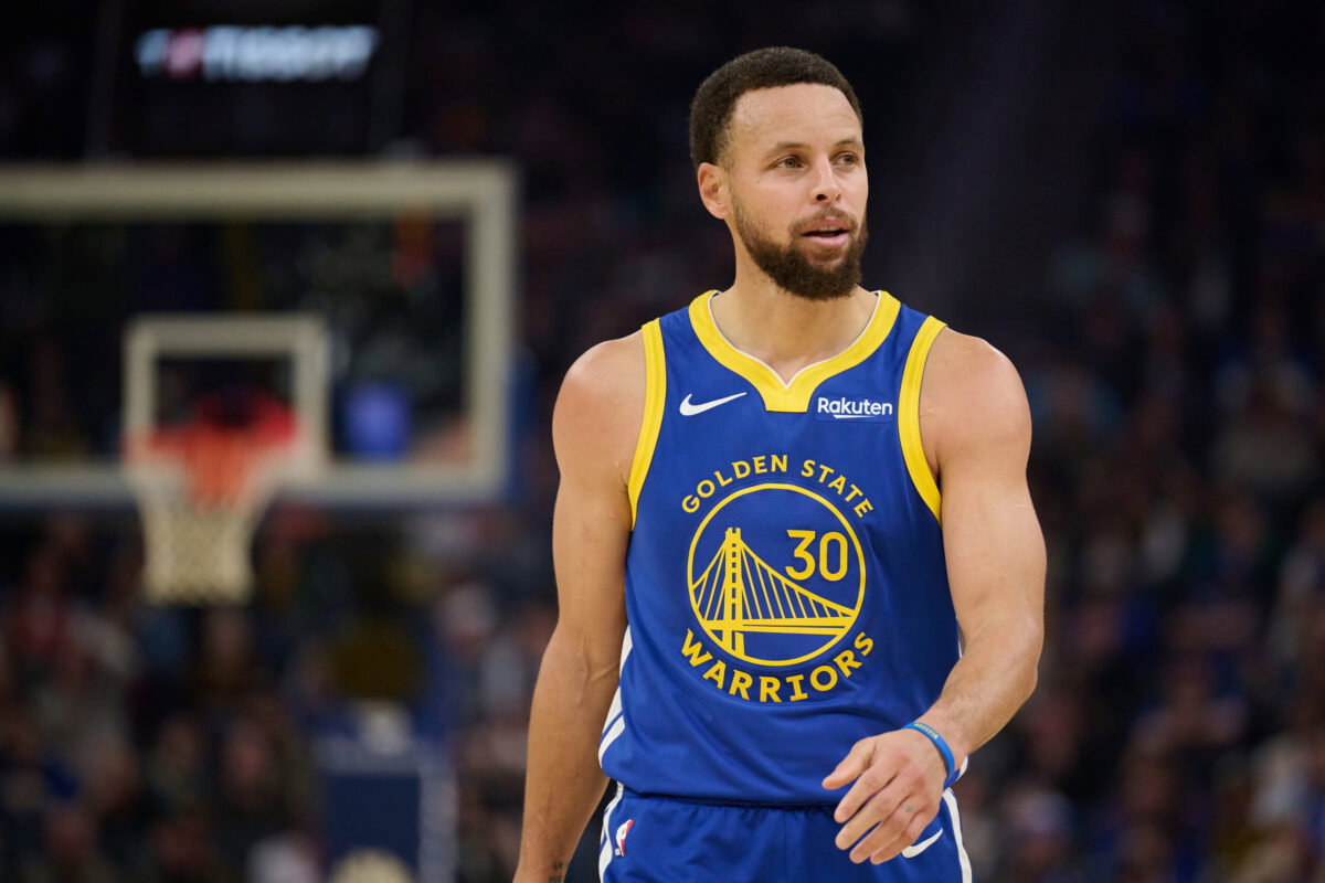 Bleacher Report shares Stephen Curry's 10 greatest 3-pointers