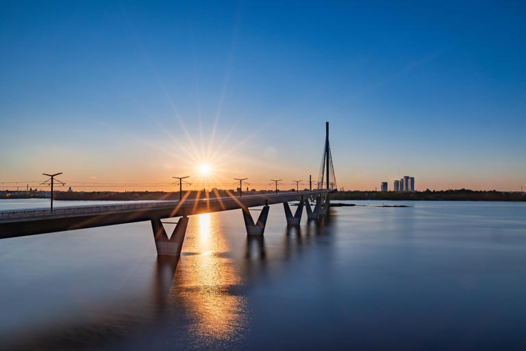 En Finlande, Helsinki vient d’inaugurer l’un des plus longs ponts ...