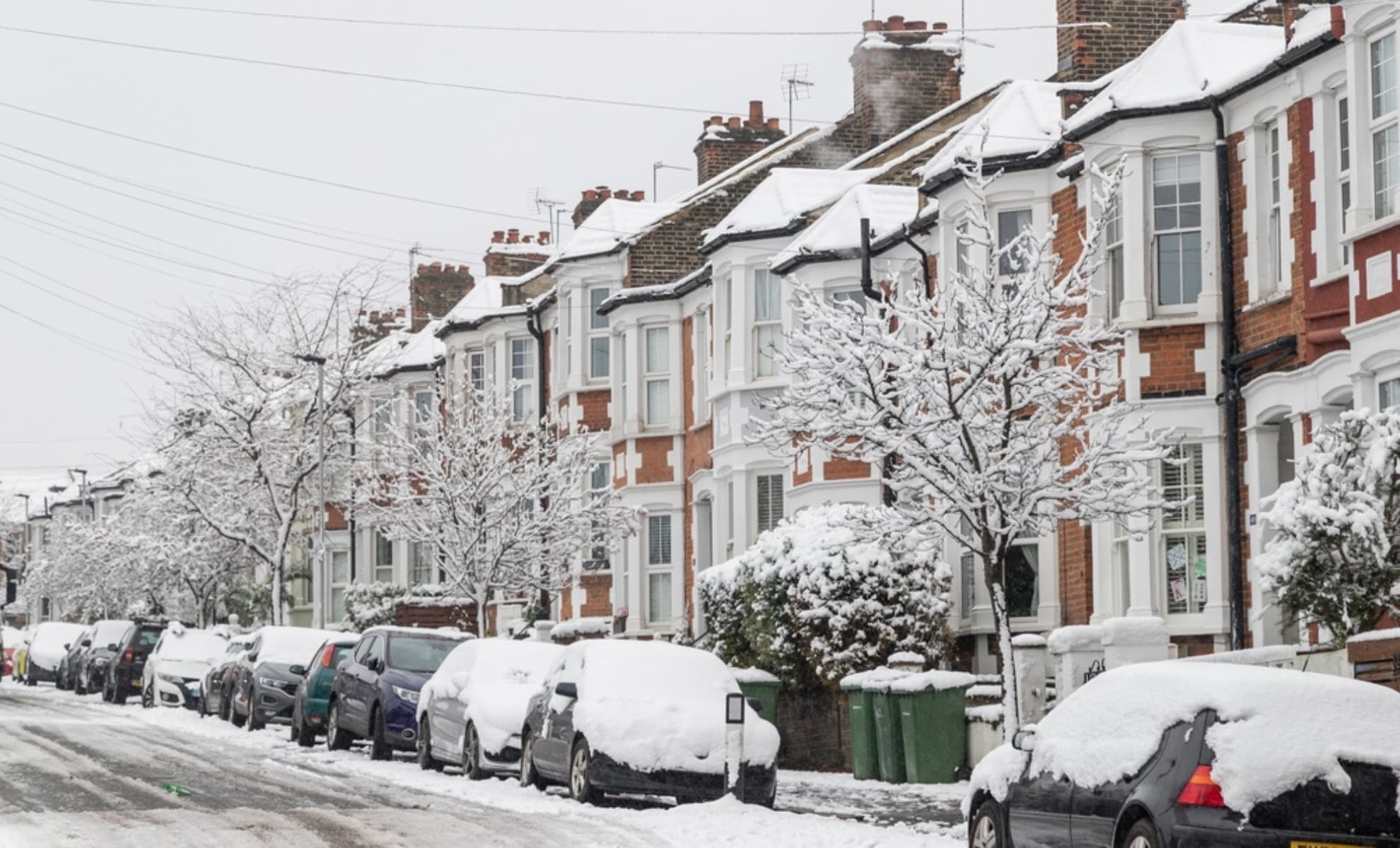 Snow in May: 17 UK counties could be hit in rare late-season turn