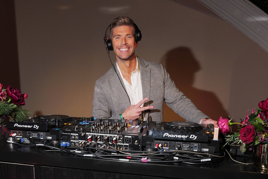What to know about Kyle Cooke’s tour and DJ schedule (Details)