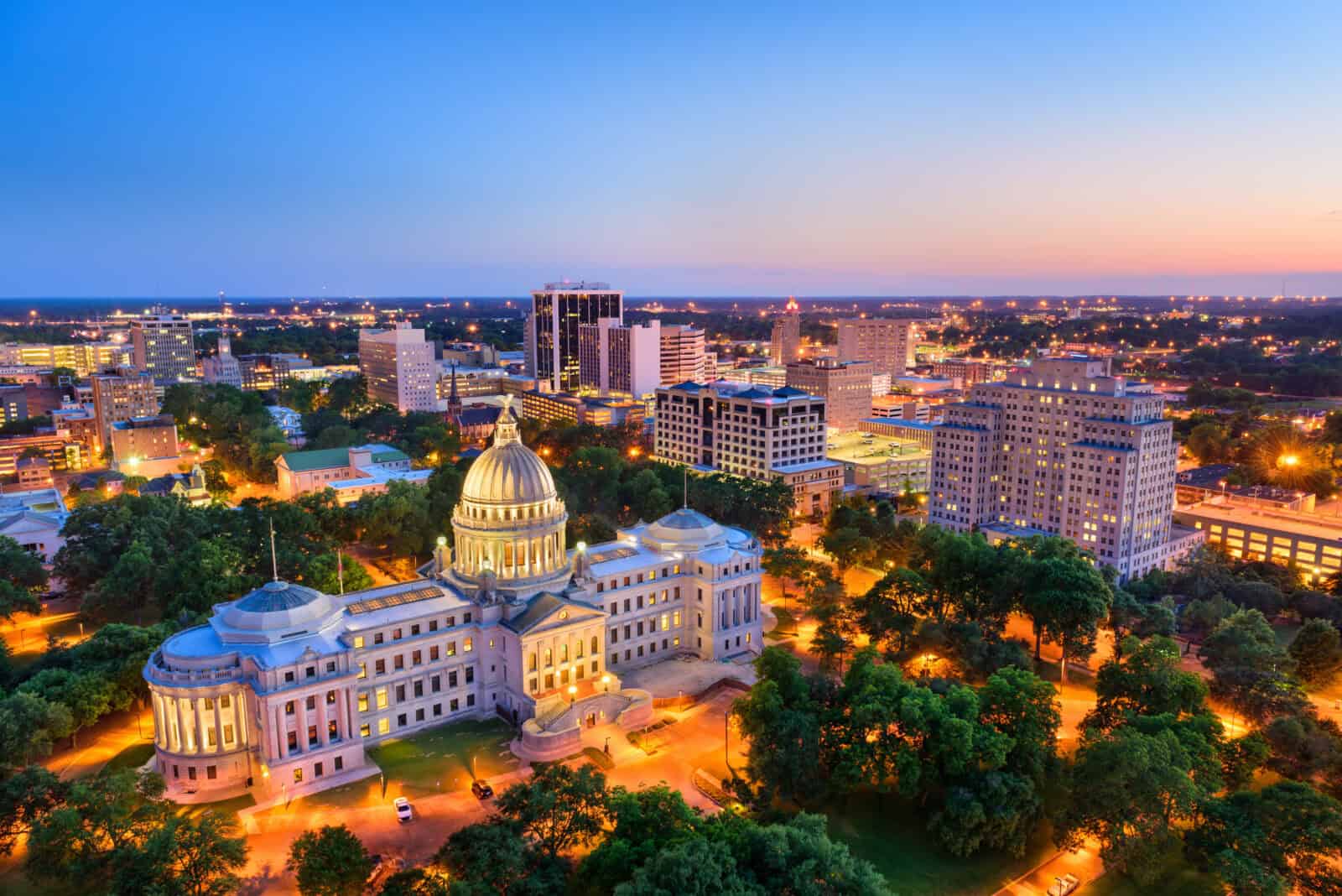 12 US states facing the toughest living conditions right now