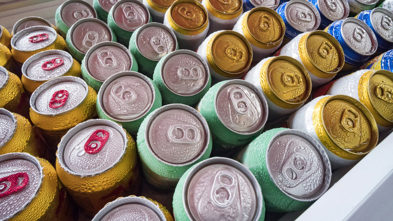 Does beer expire?: How long bottles, cans, and growlers last