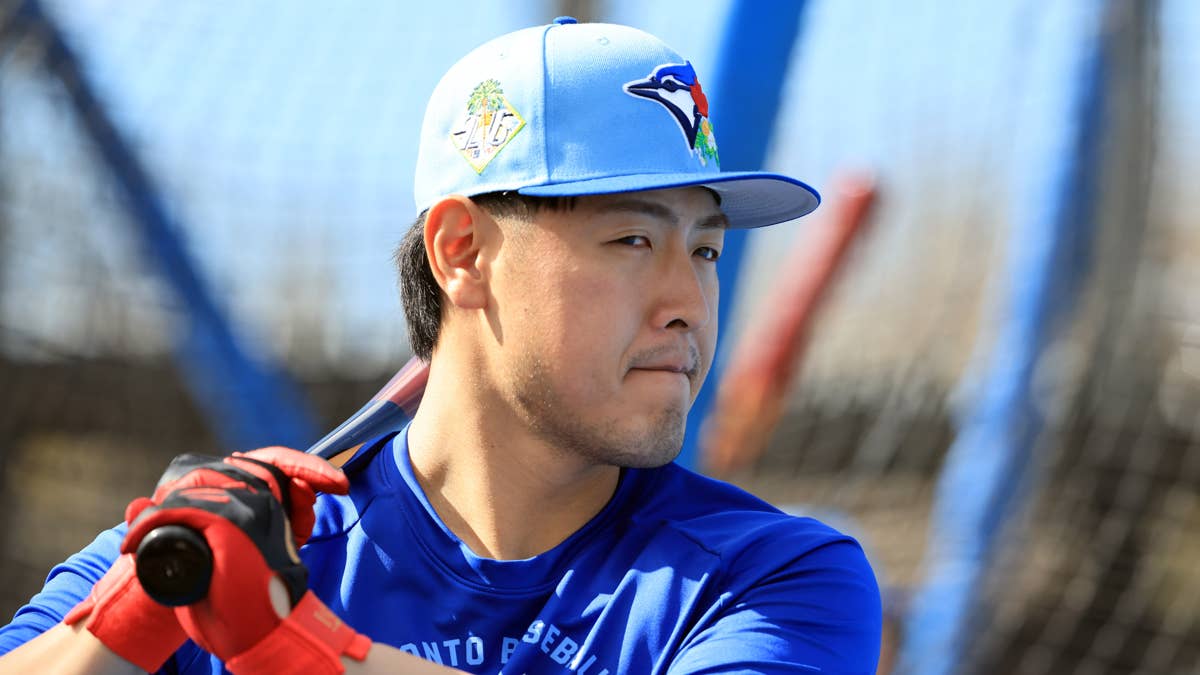 Kazuma Okamoto's Blue Jays dugout ritual is catching attention