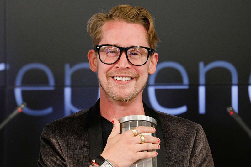 14 stars who reached the top but struggled with the spotlight