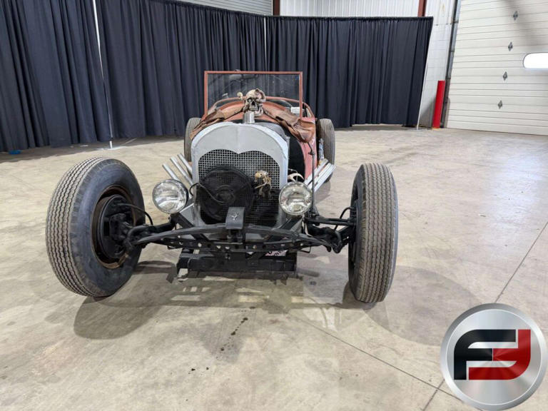 1946 Ford rat rod heads to Big Boy Toy auction with custom styling and ...