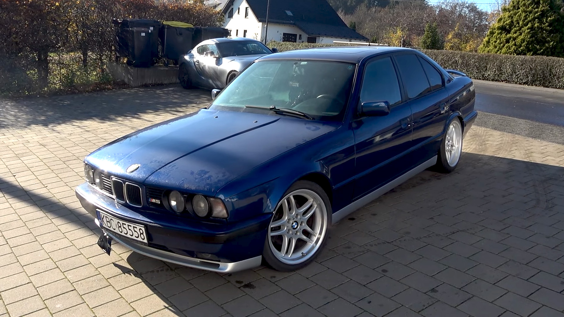 Does this high mileage BMW E34 M5 still perform well?