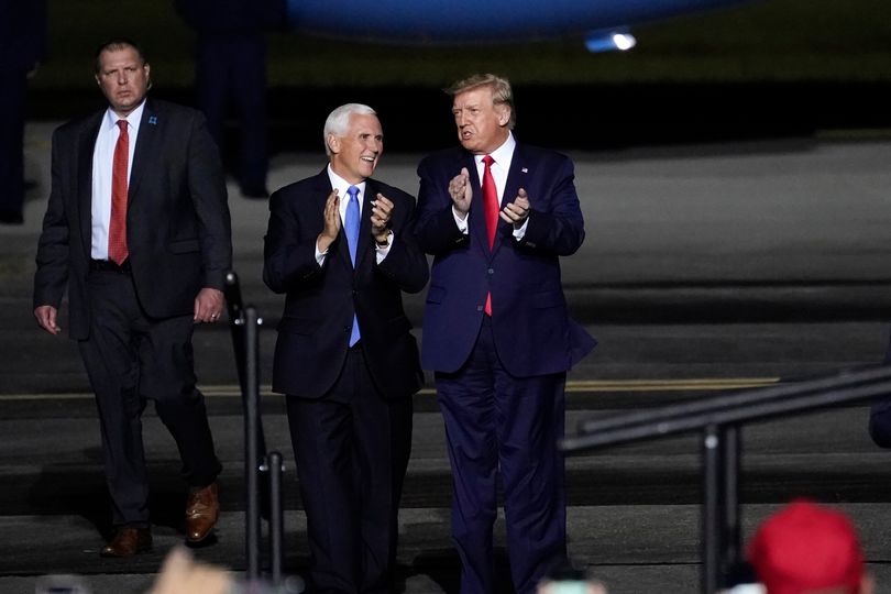 Trump's former VP Mike Pence urges him to relax on the Jesus imagery ...