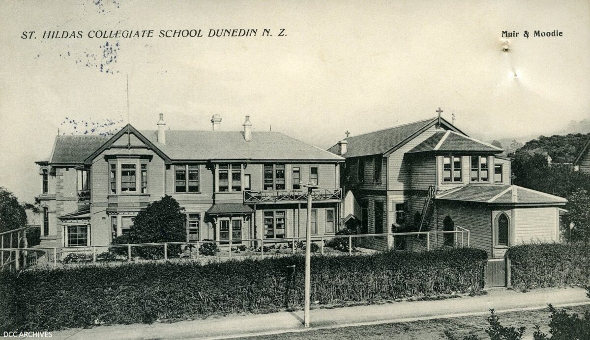 Oldest surviving schools operating in modern America