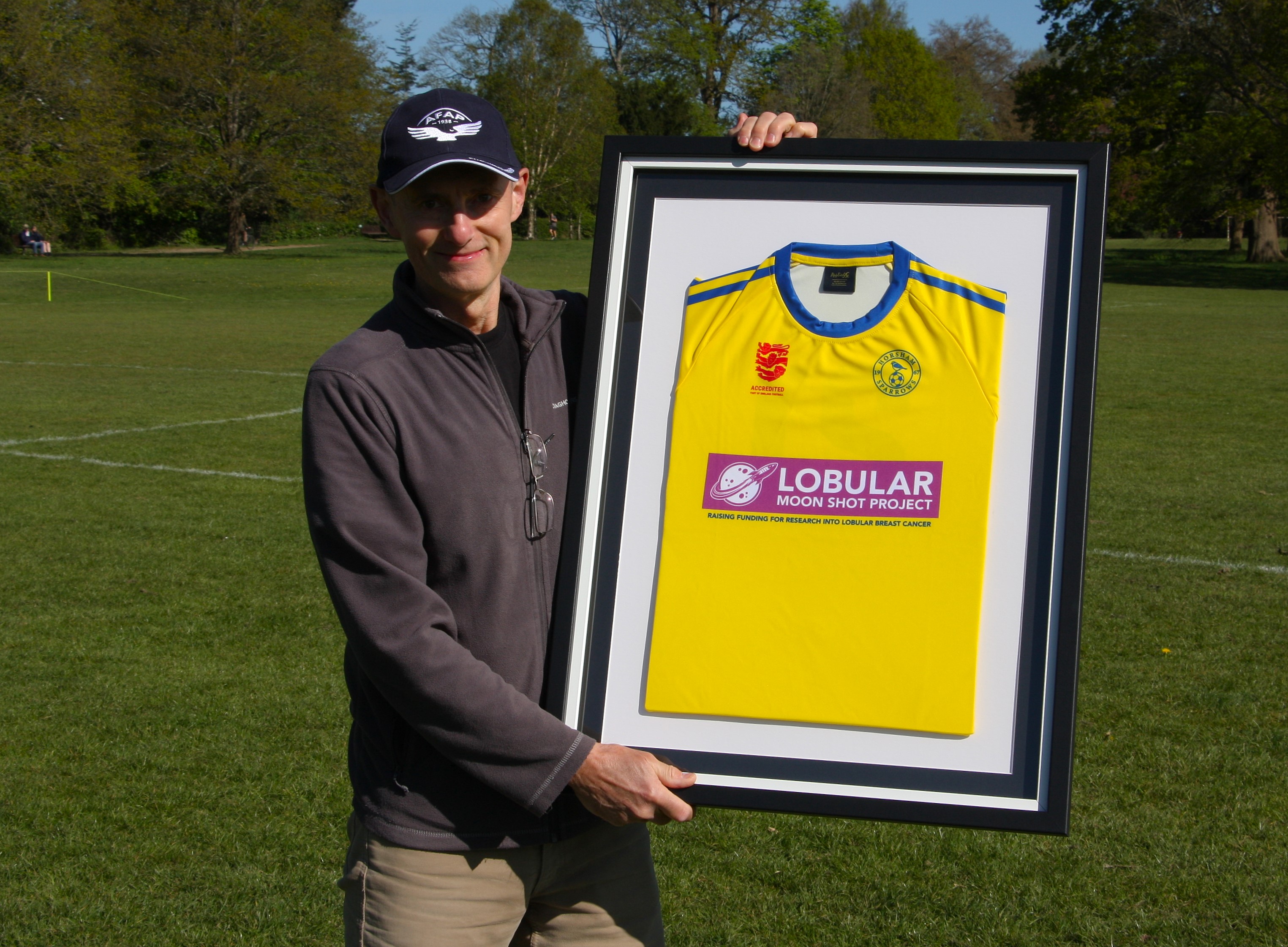 Horsham Sparrows FC U16 back lobular breast cancer research project