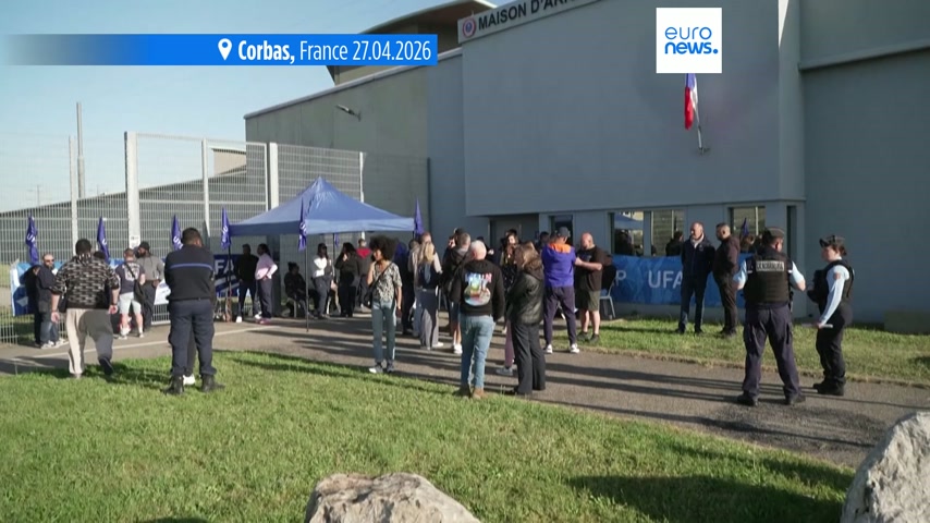 French prison guards strike over overcrowding as jails near 90,000 inmates