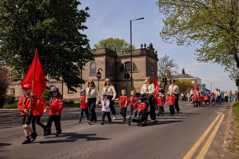 Parade marks St George’s Day in Wakefield