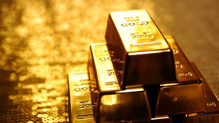 Gold’s worst pullback in months is here. Here’s why safe-haven assets ...