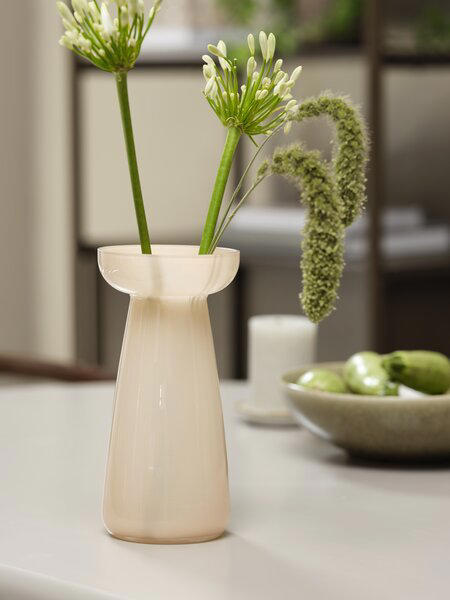 Hell und im Trend: Diese Jysk‑Vase in Vanille begeistert Interior‑Fans