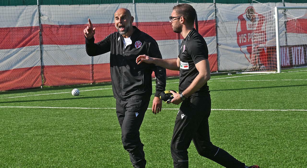 Vis, la Samb salva con 2 gol nel (maxi) recupero. Fischi e insulti ...