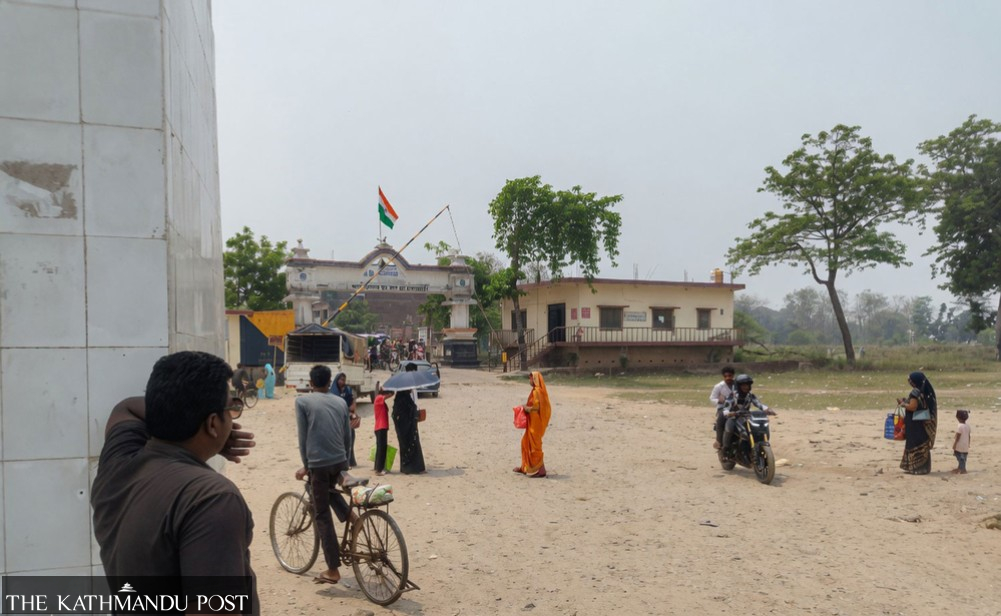 Stricter customs enforcement reduces cross-border movement