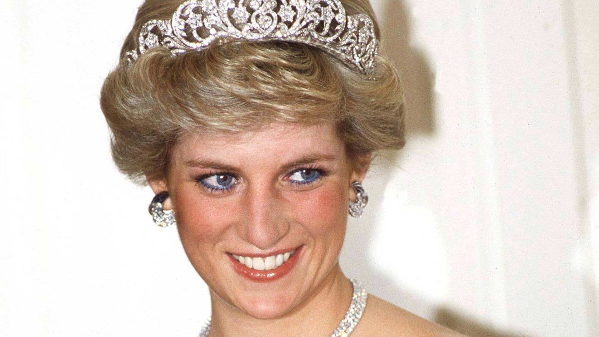Princess Diana's 'rebellious' Dior dress is now on display - and it's ...