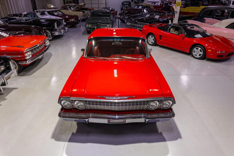 1963 Chevrolet Impala SS blends classic style with modern comfort in ...