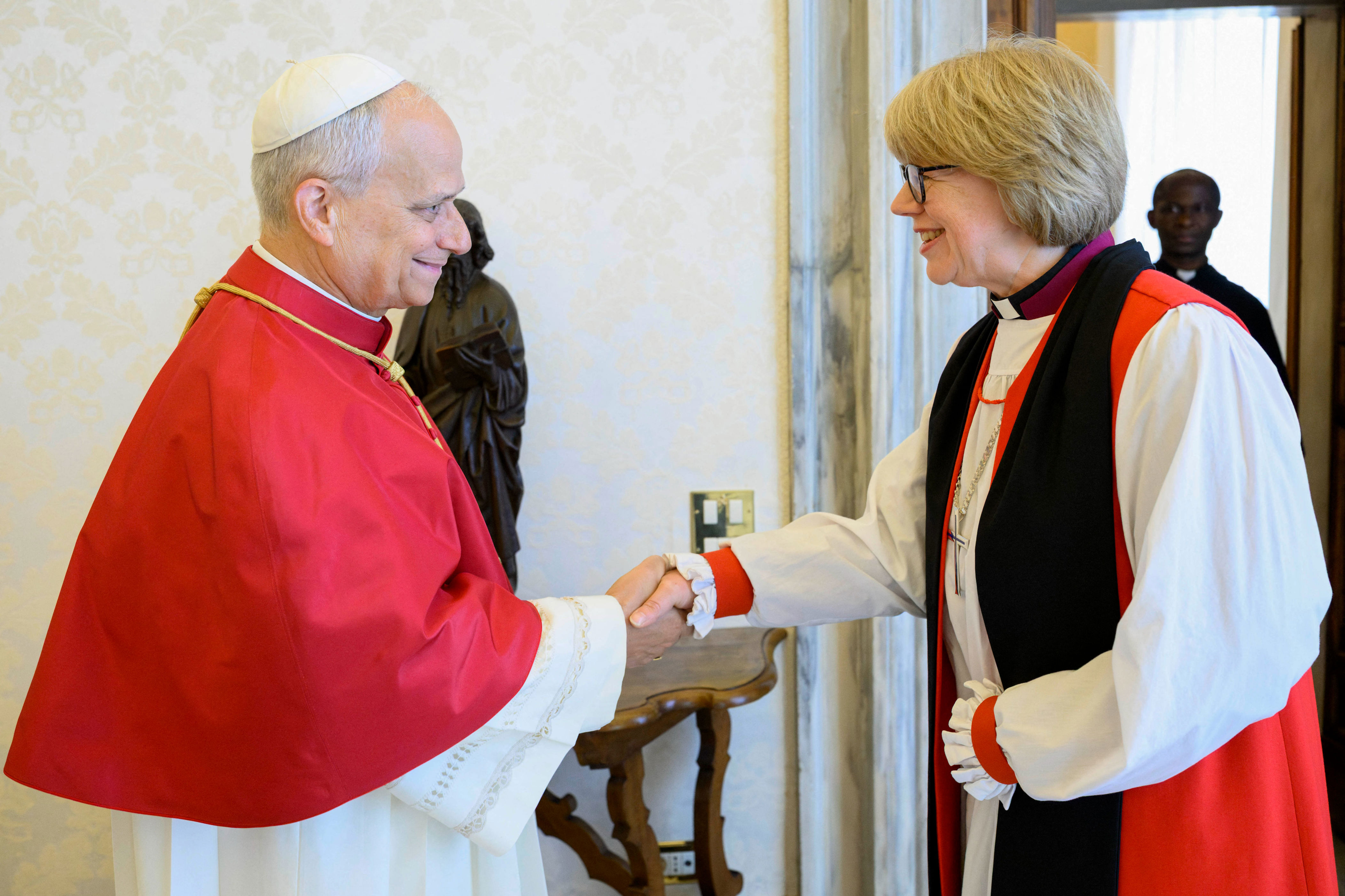 Pope Leo and Archbishop of Canterbury Sarah Mullally meet for the first ...