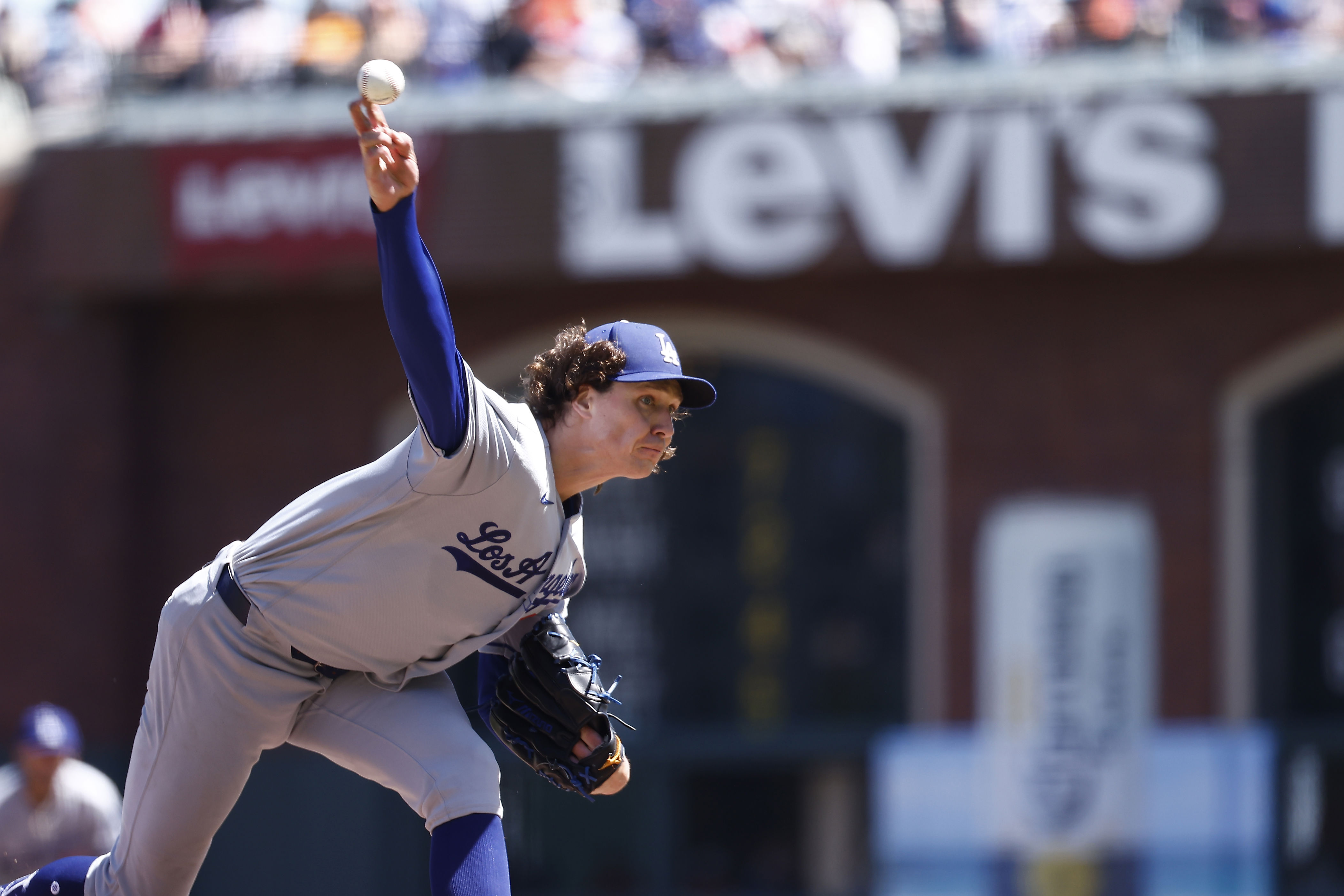 Dodgers week 5: Starting pitching carrying the load, Max Muncy powers up