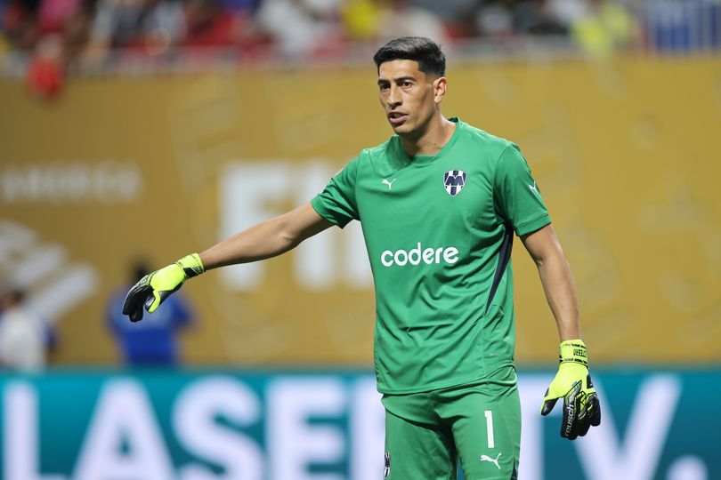 LaLiga 2 goalkeeper releases statement after punching opponent ...