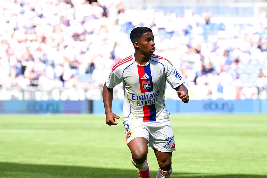 Arsenal entre dans la course pour Endrick