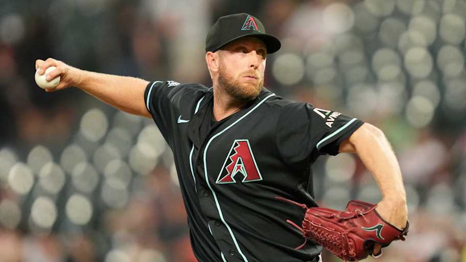 Merrill Kelly seeks redemption as Brewers challenge looms