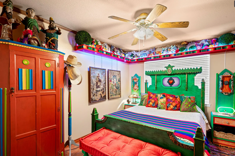Artistic retreat in Texas with Frida Kahlo flair hits market for $284k