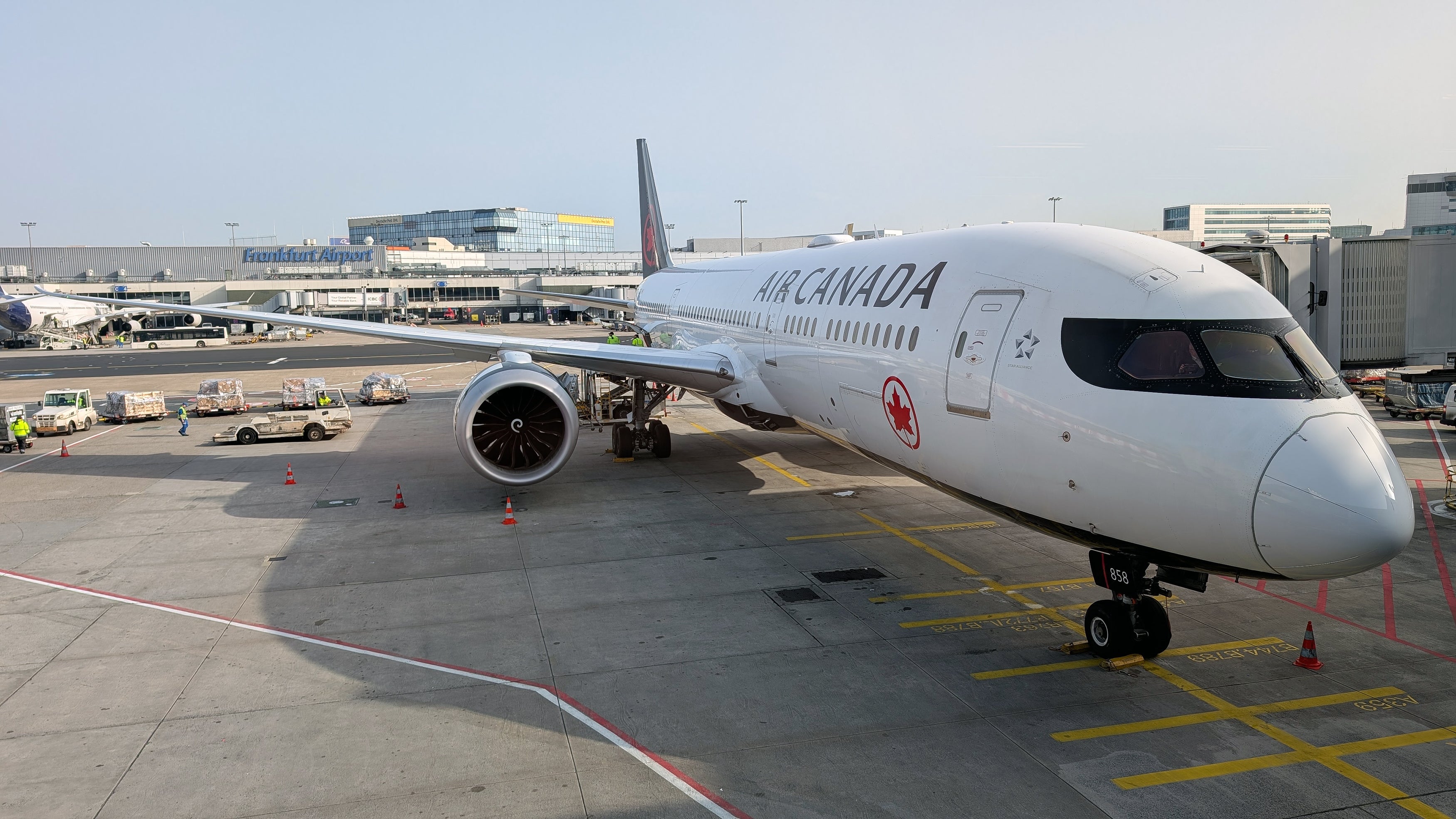 Reminder: Aeroplan is devaluing its award chart on June 1, 2026. Here’s ...