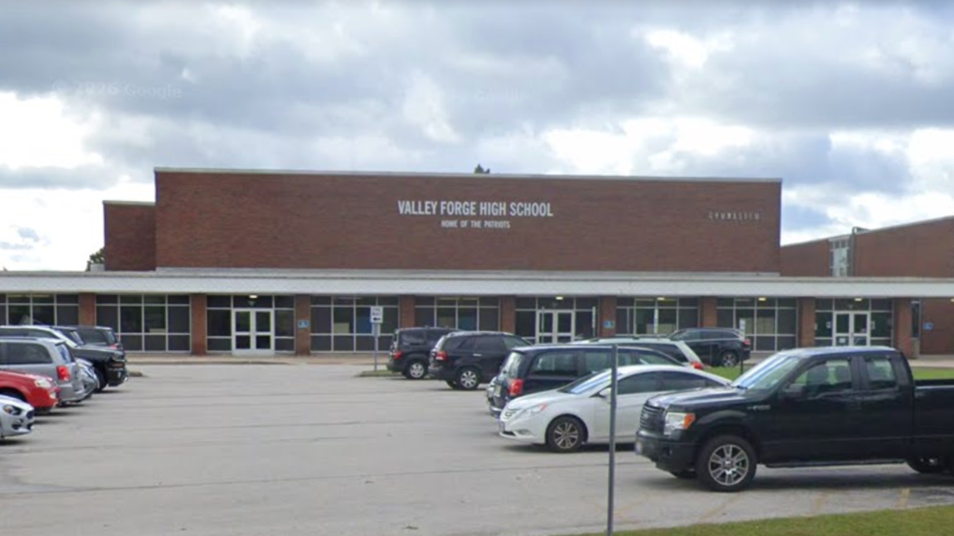 Ohio school board member resigns & district dad demands change after ...