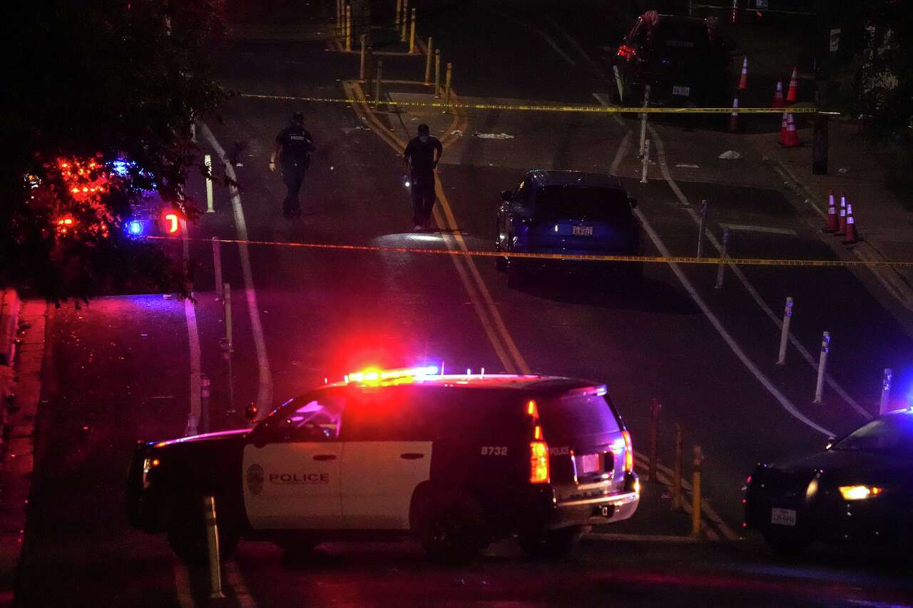 2 injured in East Austin shooting outside of Sam's BBQ; suspect still ...