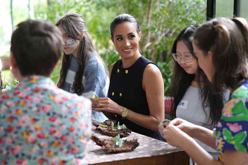 Meghan Markle reveals she makes scones just like the late Queen