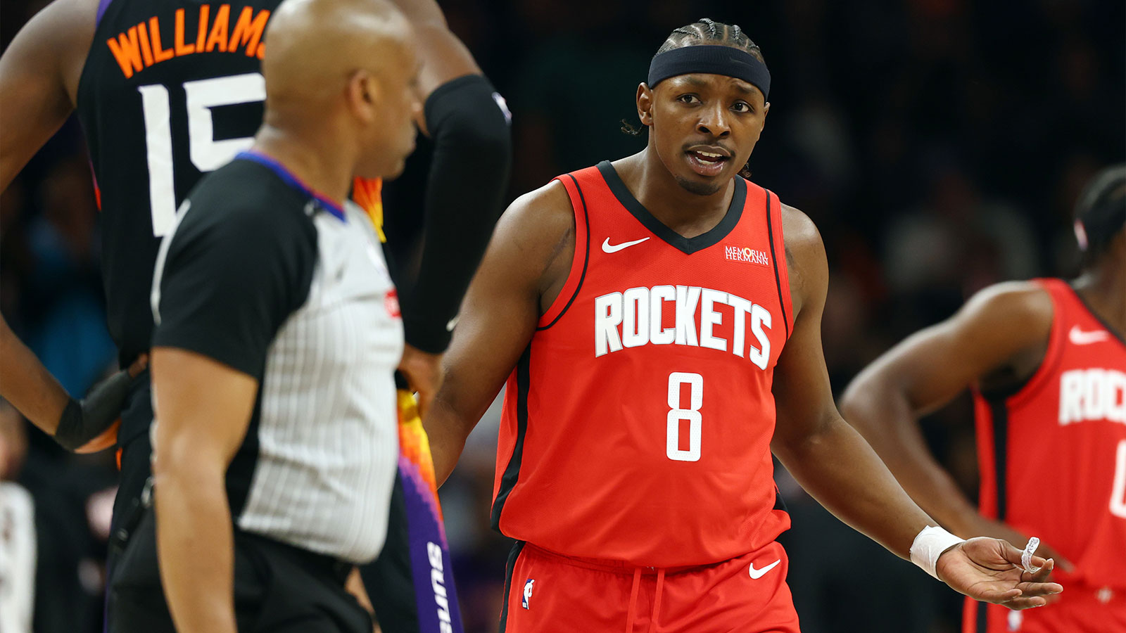 Rockets’ Jae’Sean Tate challenges much larger Lakers player to fight ...