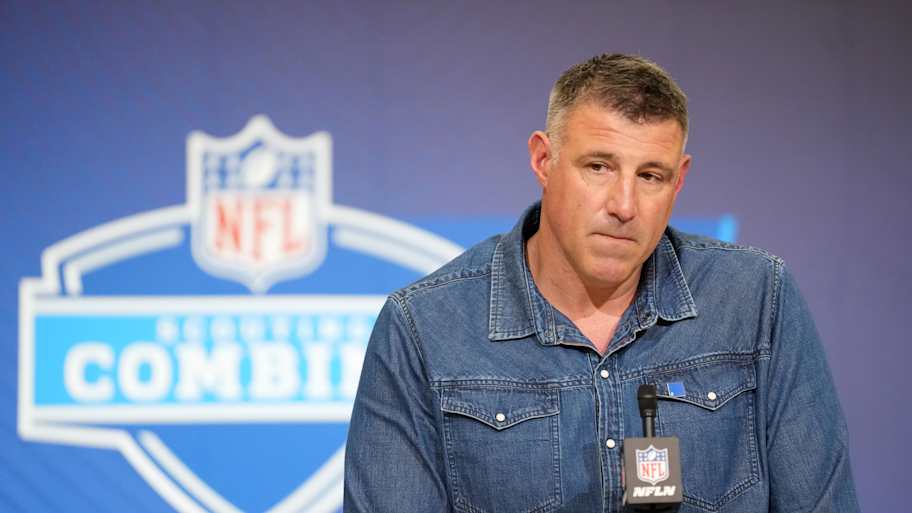 Mike Vrabel returns to Patriots after draft absence for counseling