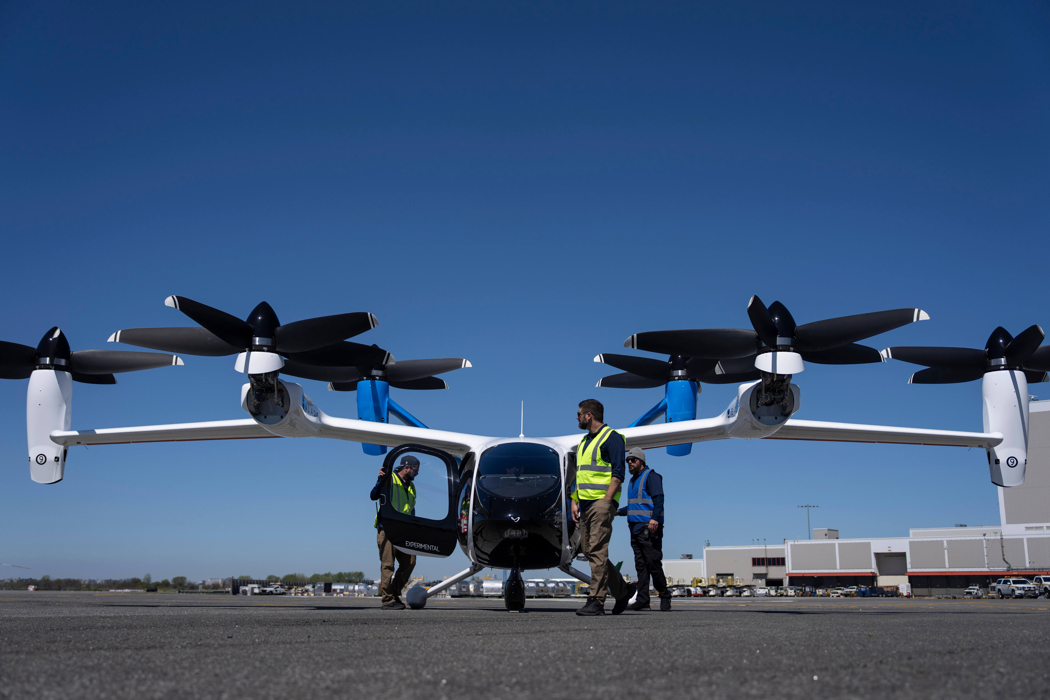 Joby Aviation completes first NYC test flight, sending electric air ...