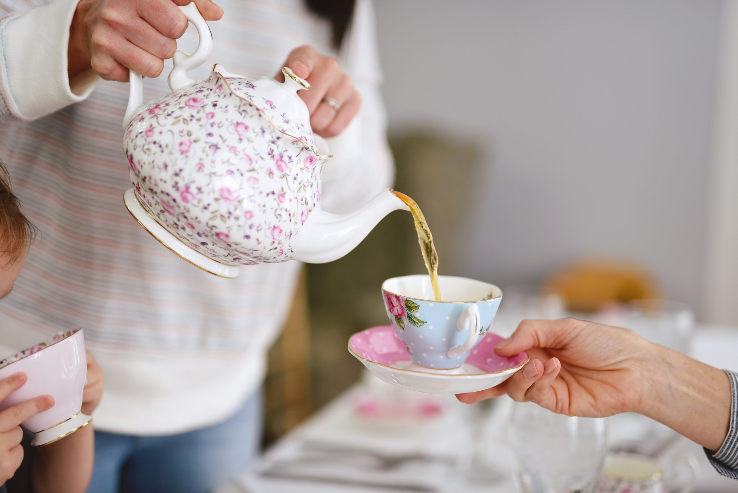 Tips to host a morning tea party at home