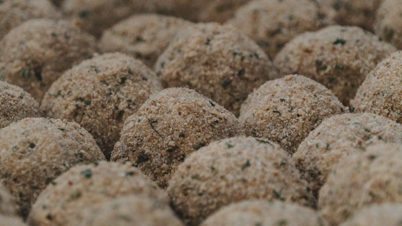 10 items in your pantry that are actually past their expiration date