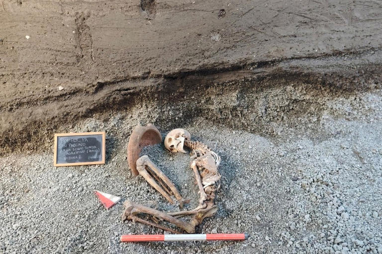 Archaeologists at Pompeii use AI to reconstruct the face of a man ...