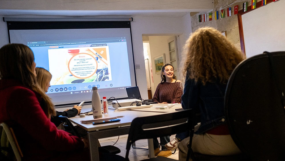 Master English fluency with daily speaking habits