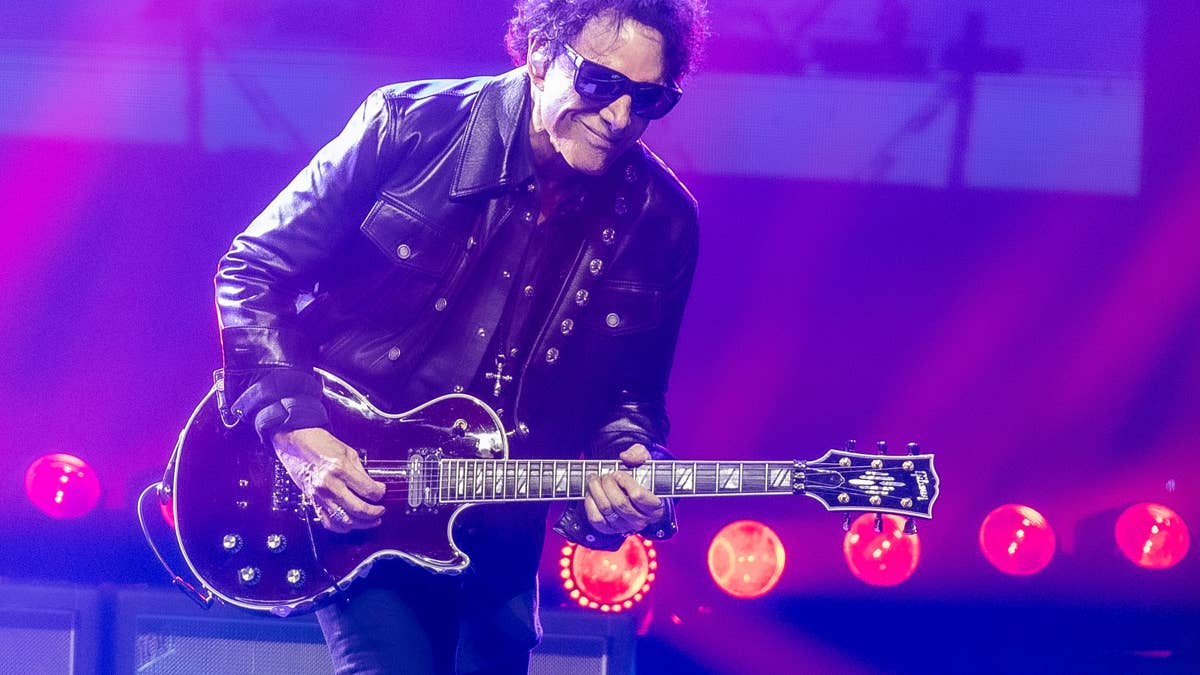 Journey's performance canceled amid weather delay
