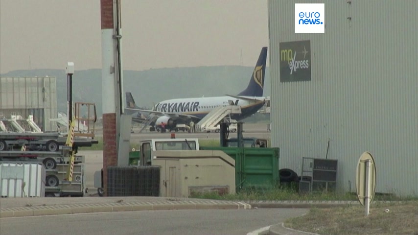 Two or three European airlines could go bankrupt this winter, says ...