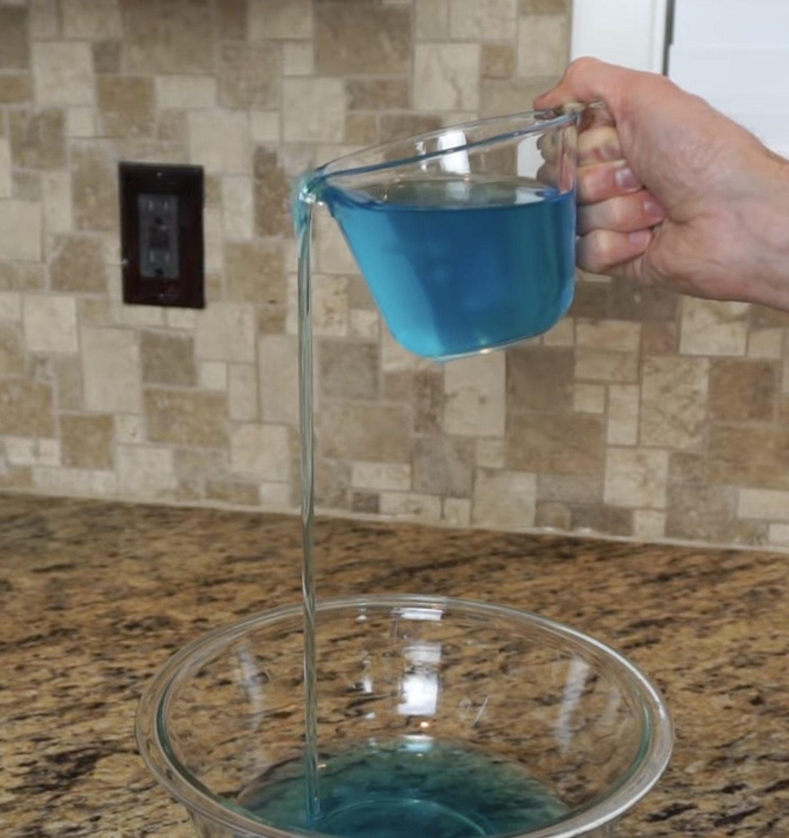 Boyle’s self-flowing flask experiment