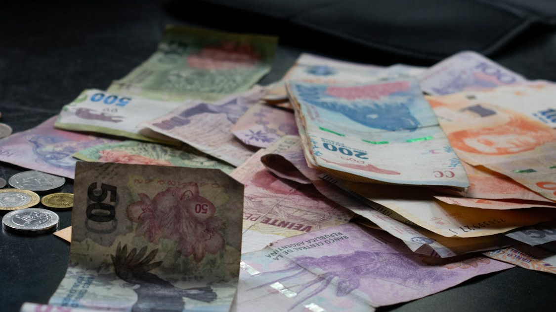 Things to remove from your wallet before flying