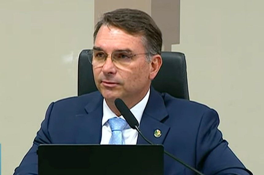 Waack: Candidatura de Flávio sofre com erros sequenciais