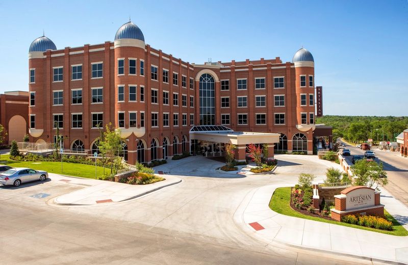 This 1906 Oklahoma landmark just brought its mineral spa back to life ...