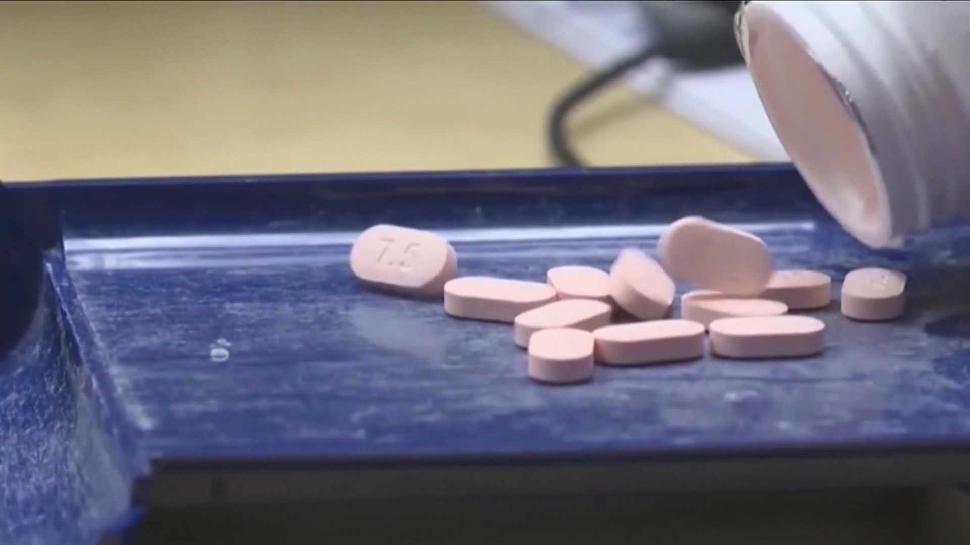 Clinton County Supervisors approves opioid settlement and application ...