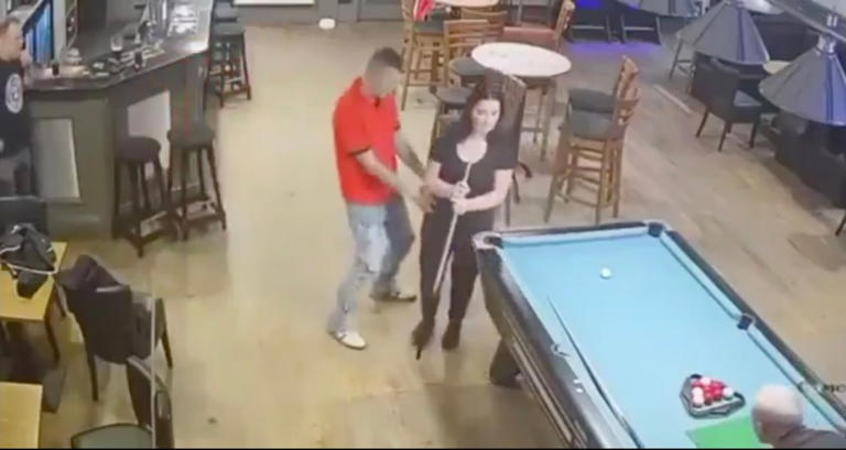 Viral video of man knocking out drunk creep who groped his wife at bar ...
