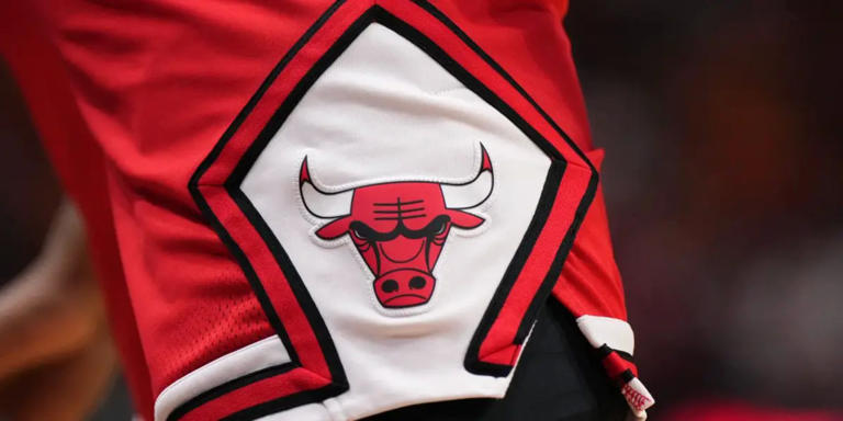 Chicago Bulls: 6-foot-4 guard eying potential return